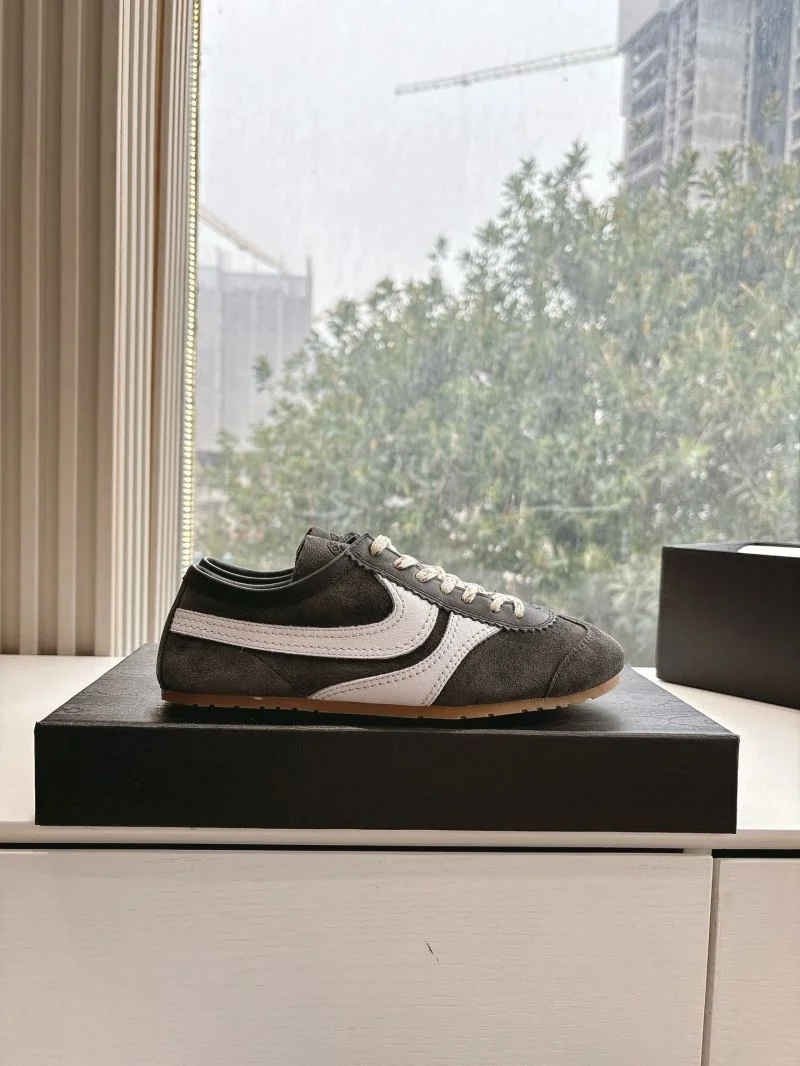 Top mirror Dries Van Noten Shoes