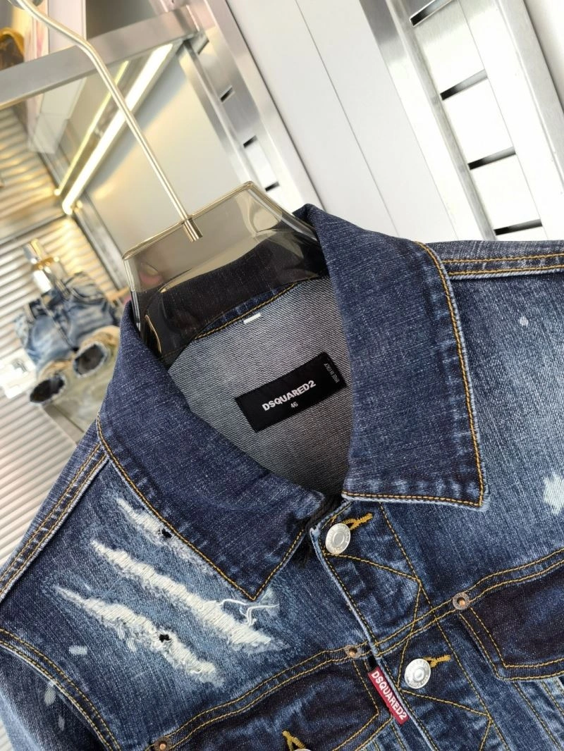Accurate model Dsquared2 Outwear