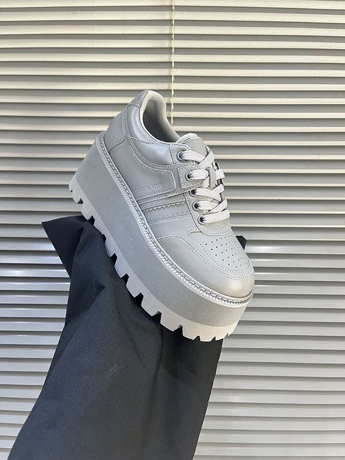 Top mirror Dymonlatry Shoes