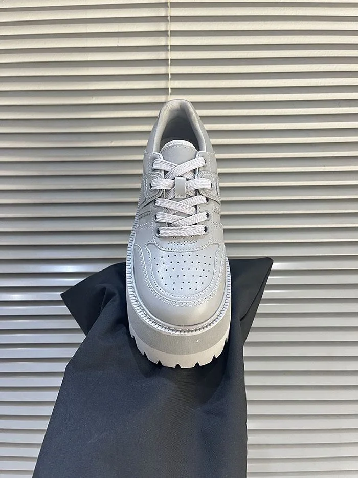 Top mirror Dymonlatry Shoes
