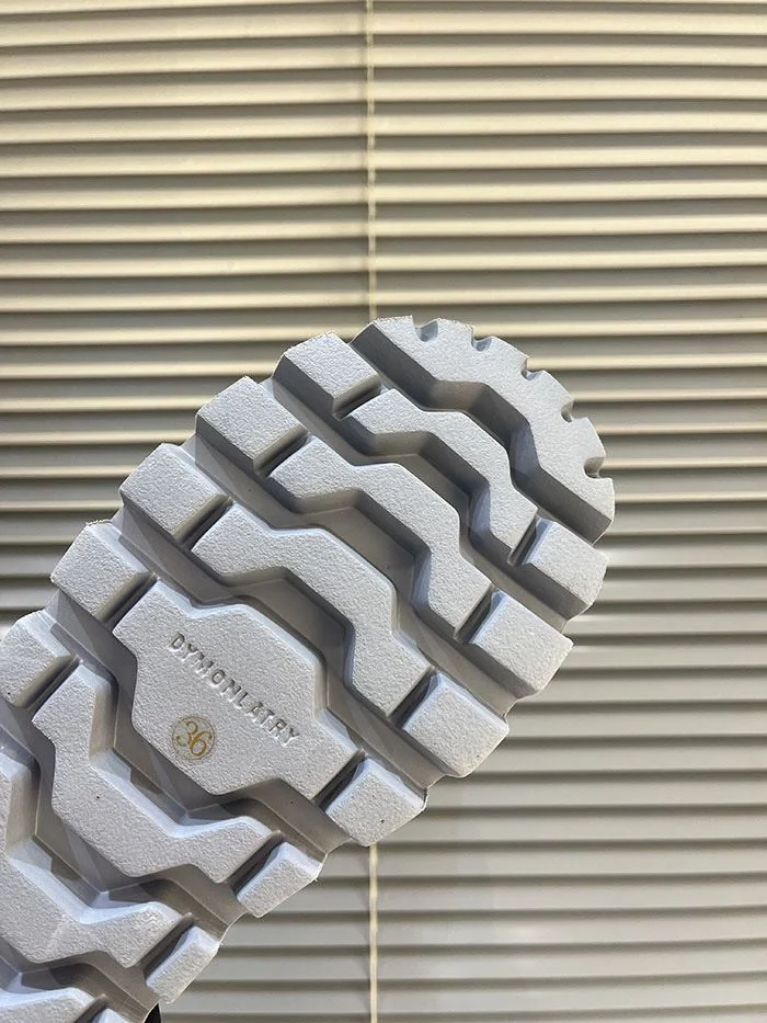 Top mirror Dymonlatry Shoes