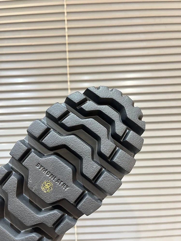 Economical Dymonlatry Shoes