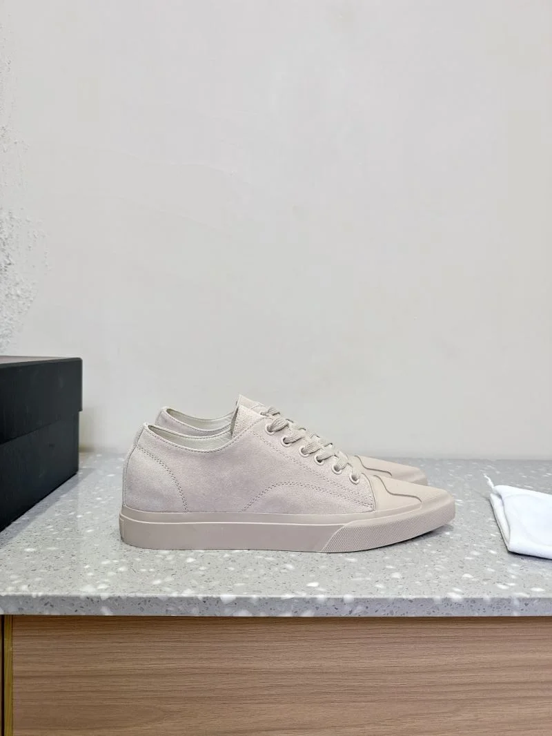 Cut-rate Dymonlatry Shoes