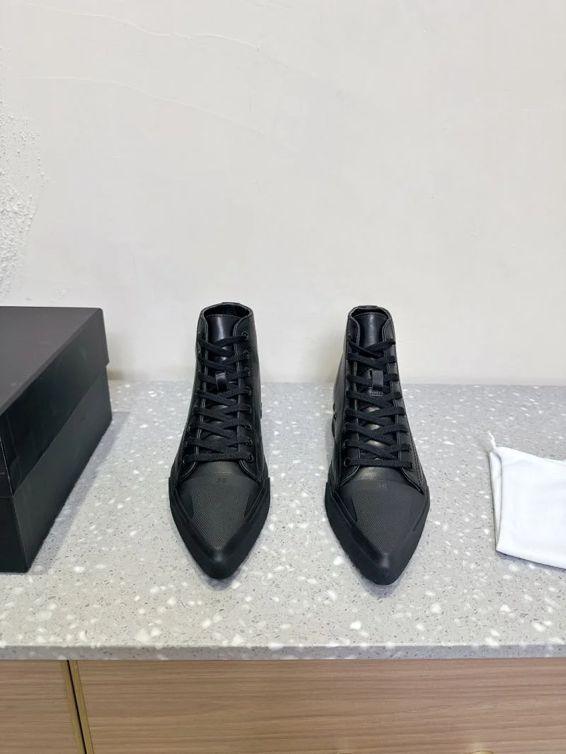 Dymonlatry Shoes