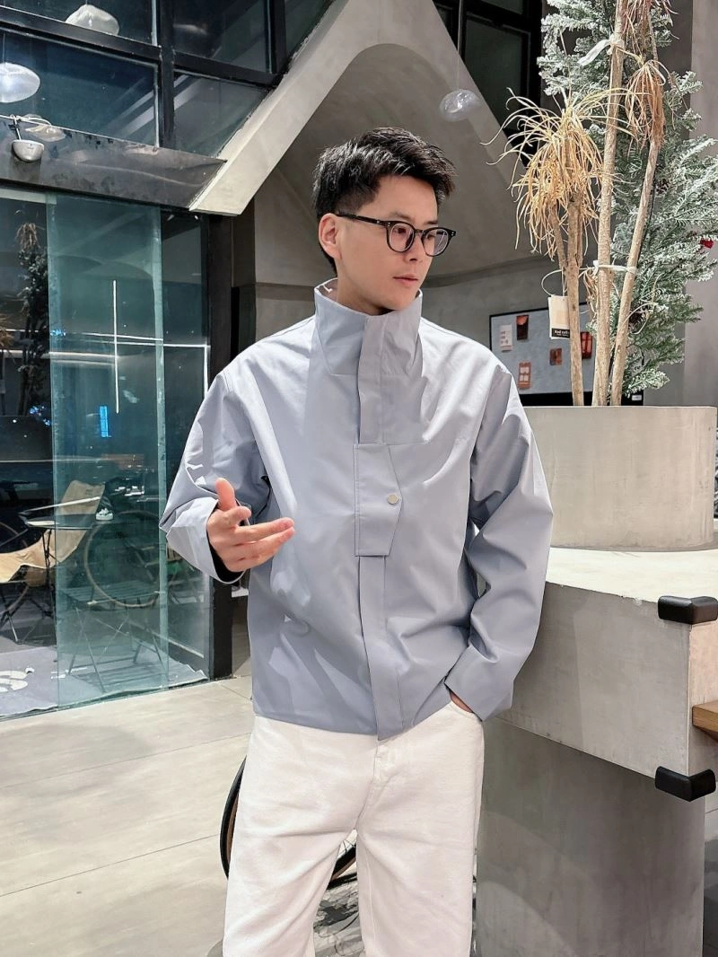 Indistinguishable Ermenegildo Zegna Outwear