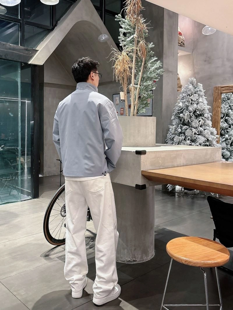 Indistinguishable Ermenegildo Zegna Outwear