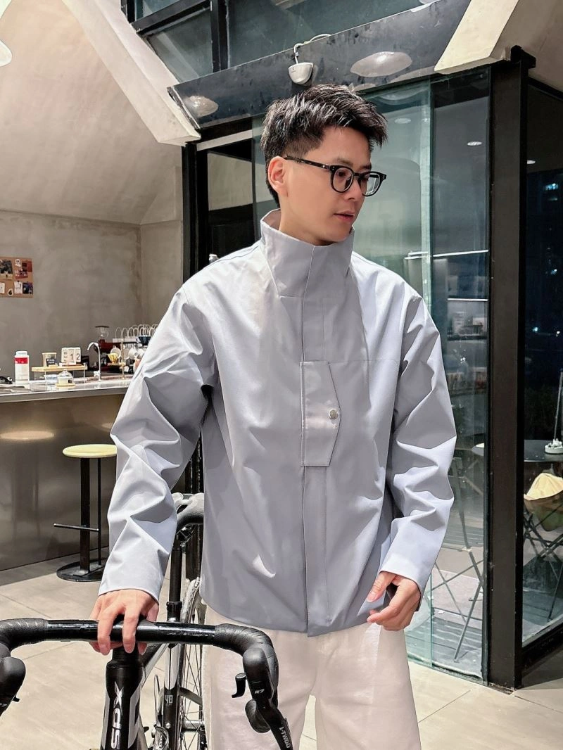 Indistinguishable Ermenegildo Zegna Outwear