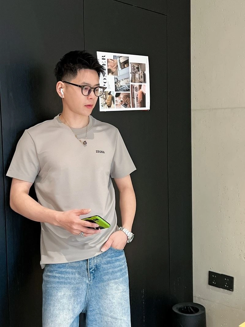 Value-priced Ermenegildo Zegna T-Shirts