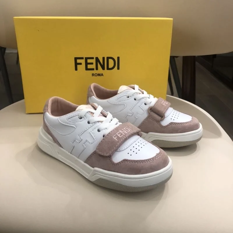 Top mirror FENDI SHOES