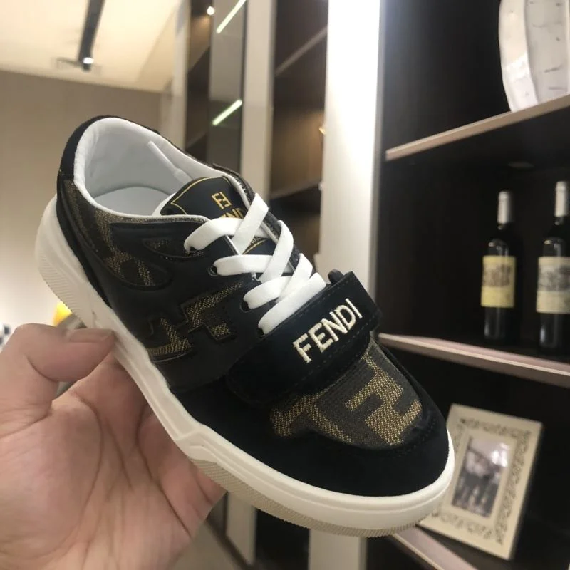 Precise copy FENDI SHOES