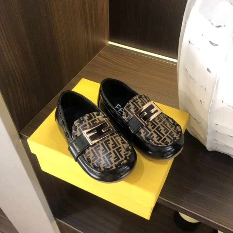 Inexpensive FENDI SHOES