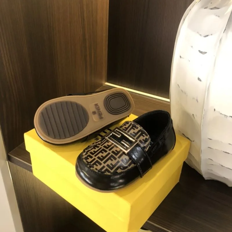 Inexpensive FENDI SHOES
