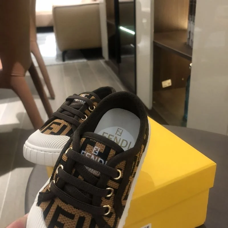 Low-cost FENDI SHOES
