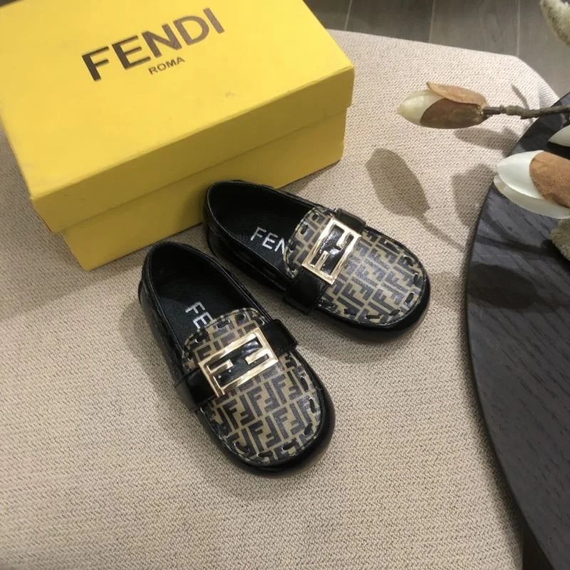Top match FENDI SHOES