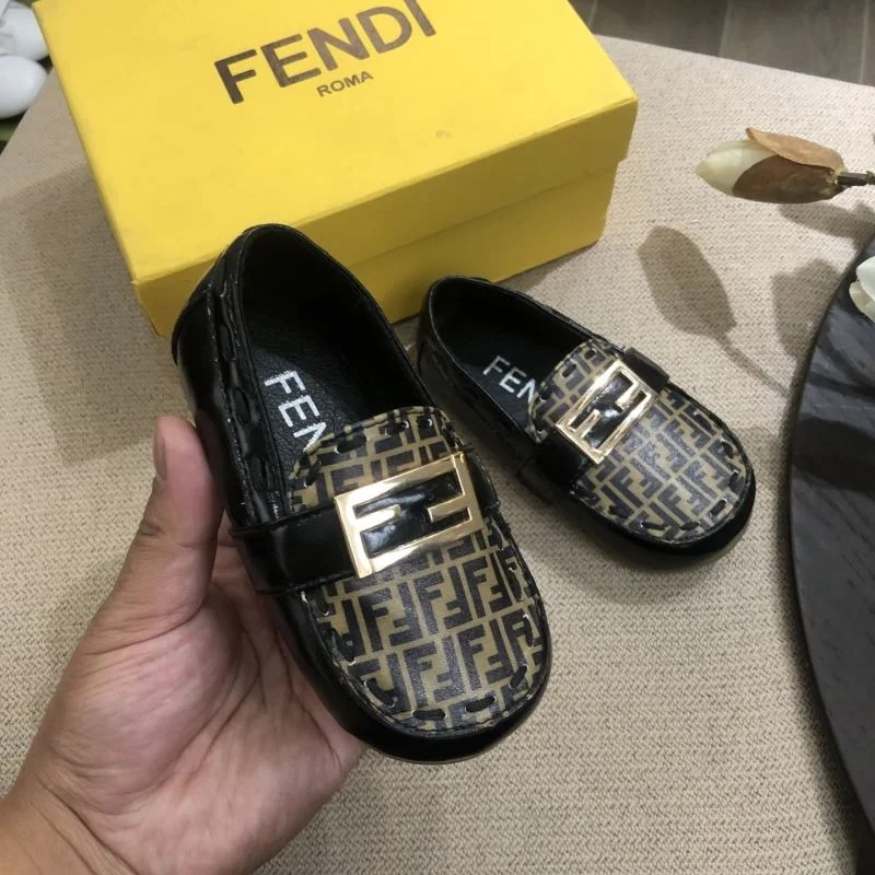 Top match FENDI SHOES
