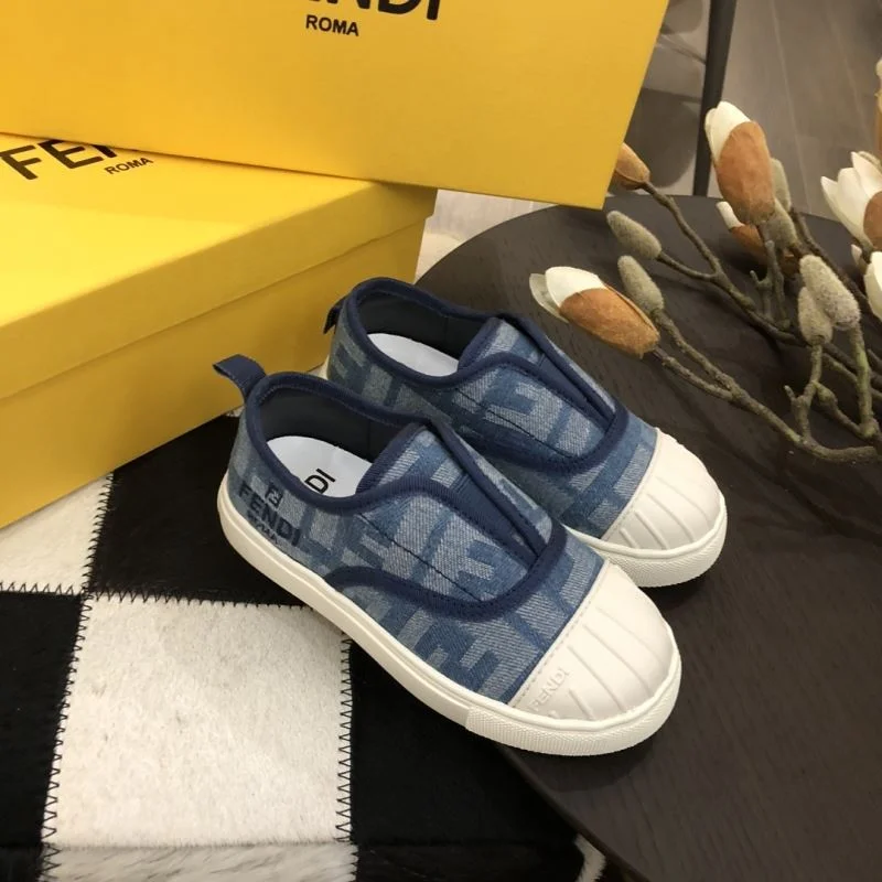 Top match FENDI SHOES