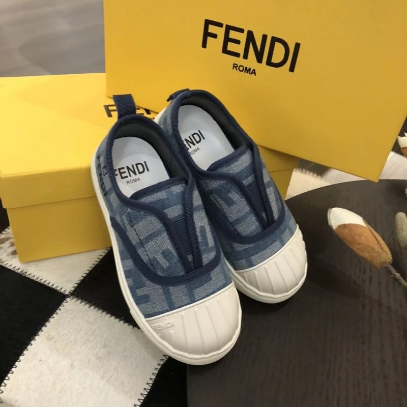 Top match FENDI SHOES