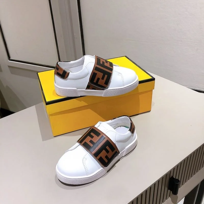 Top match FENDI SHOES