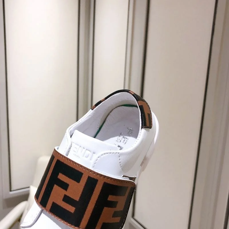 Top match FENDI SHOES