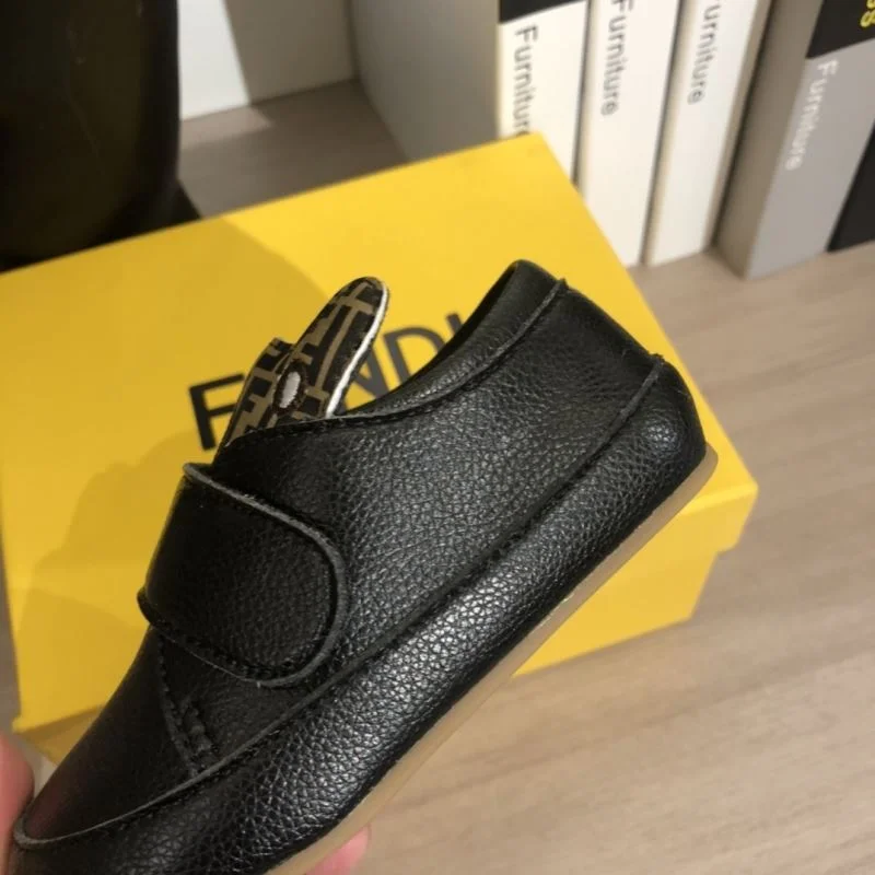 Cut-rate FENDI SHOES