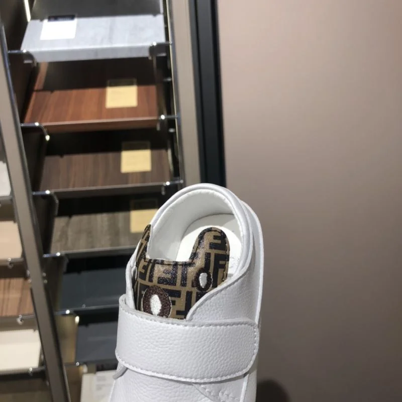 Bargain FENDI SHOES