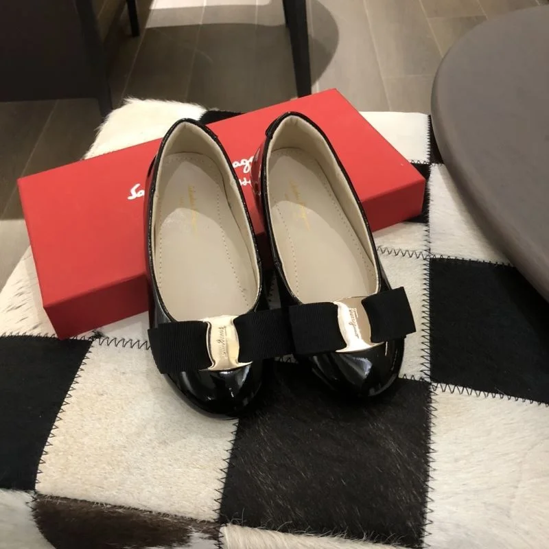 FERRAGAMO SHOES