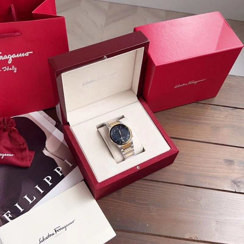 FERRAGAMO Watches