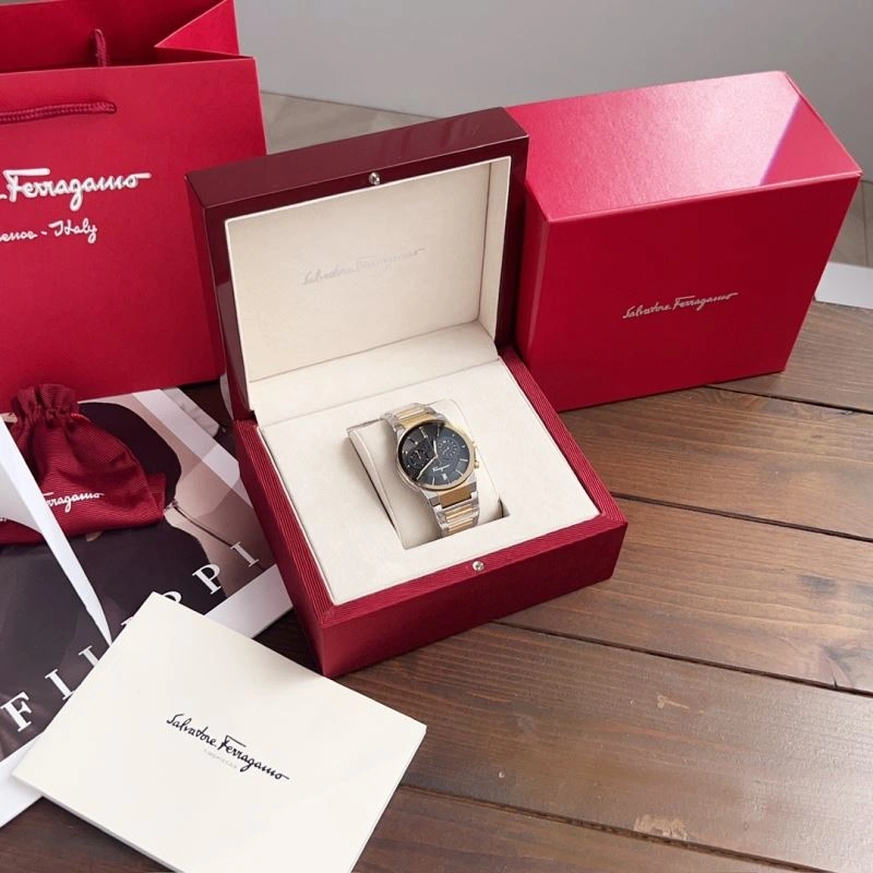 FERRAGAMO Watches