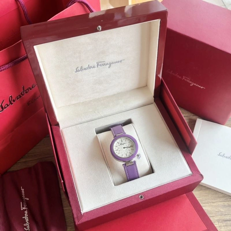 Exact replica FERRAGAMO Watches