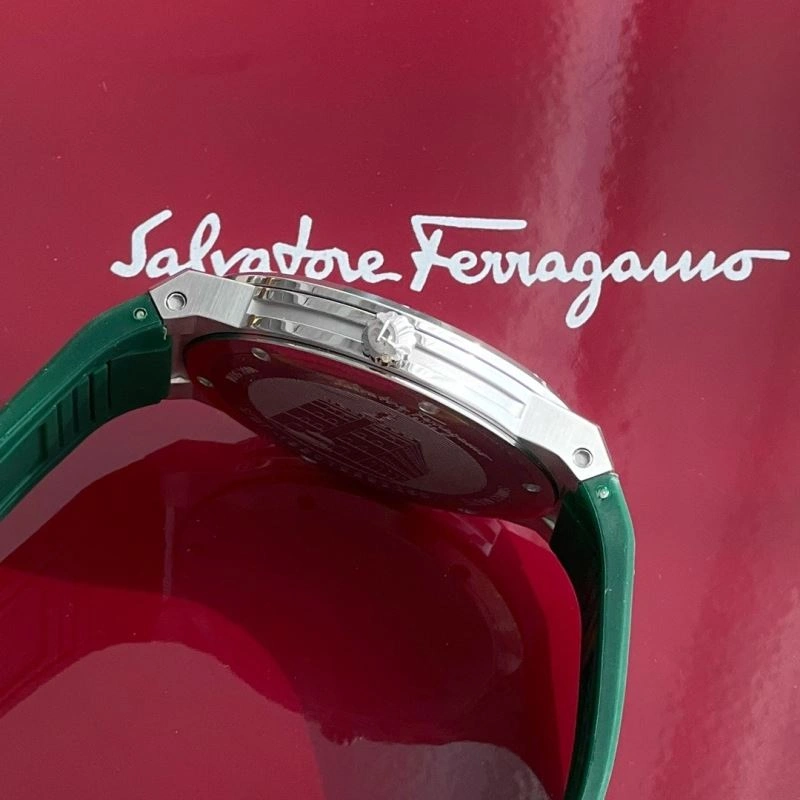 Exact replica FERRAGAMO Watches