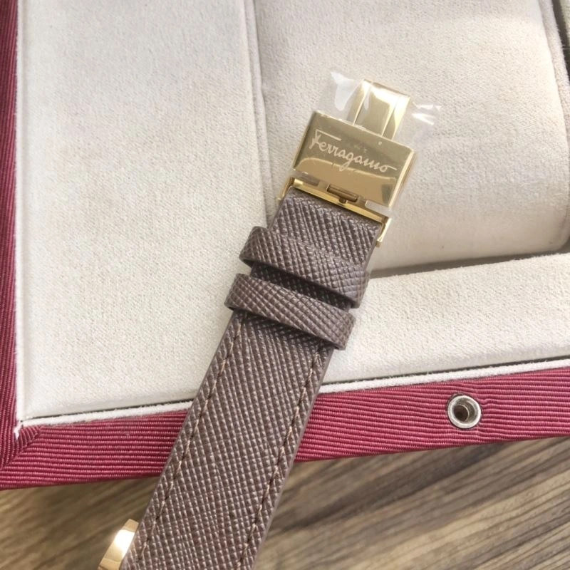 Exact replica FERRAGAMO Watches