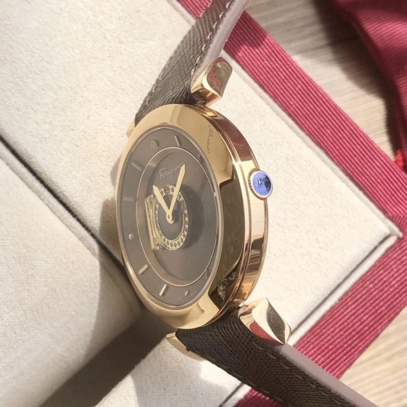 Exact replica FERRAGAMO Watches