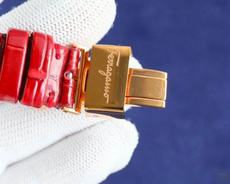 Factory-made FERRAGAMO Watches