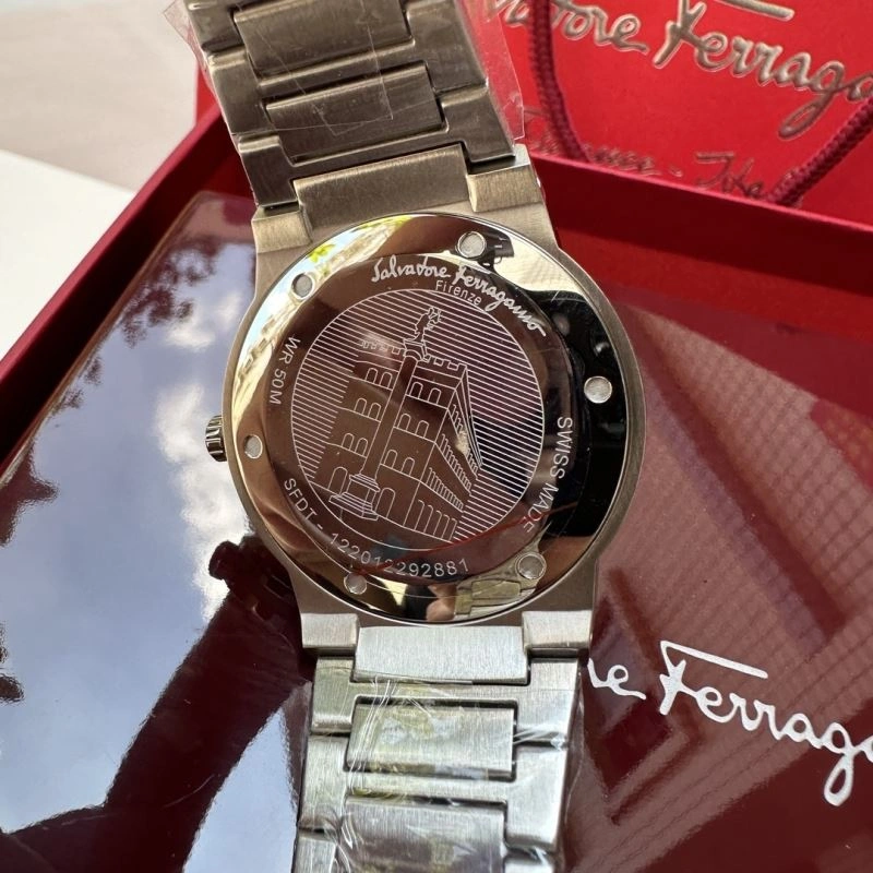 Bargain FERRAGAMO Watches