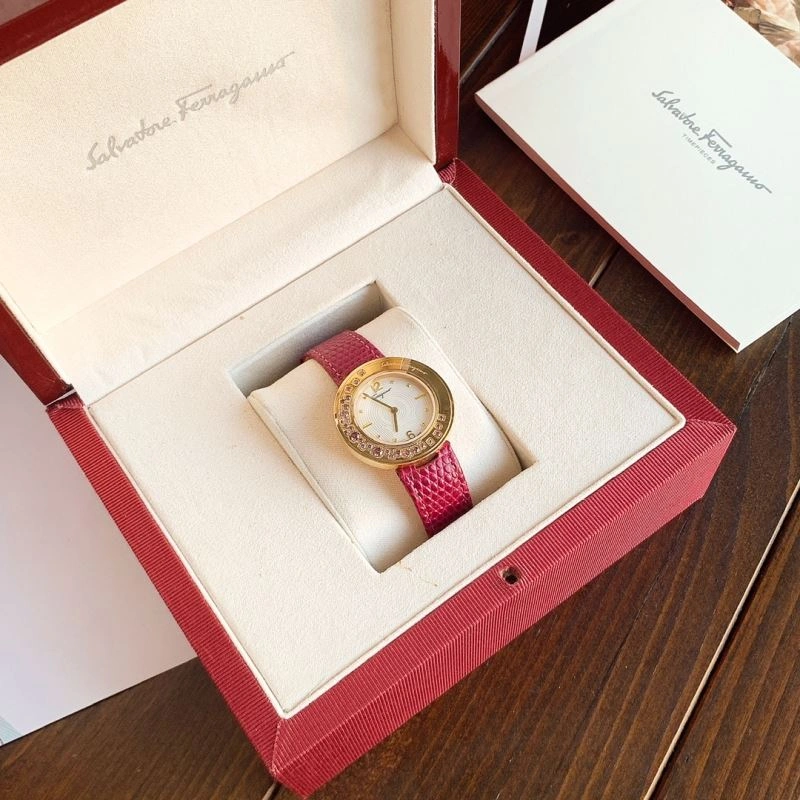 Accurate model FERRAGAMO Watches