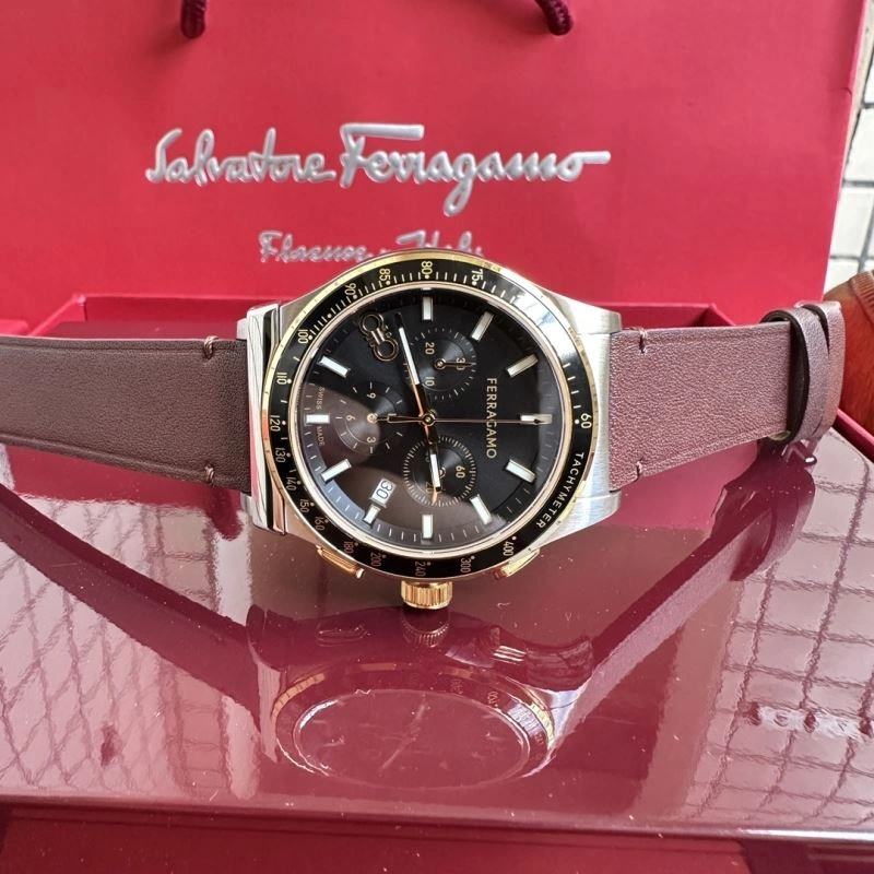 Bargain FERRAGAMO Watches