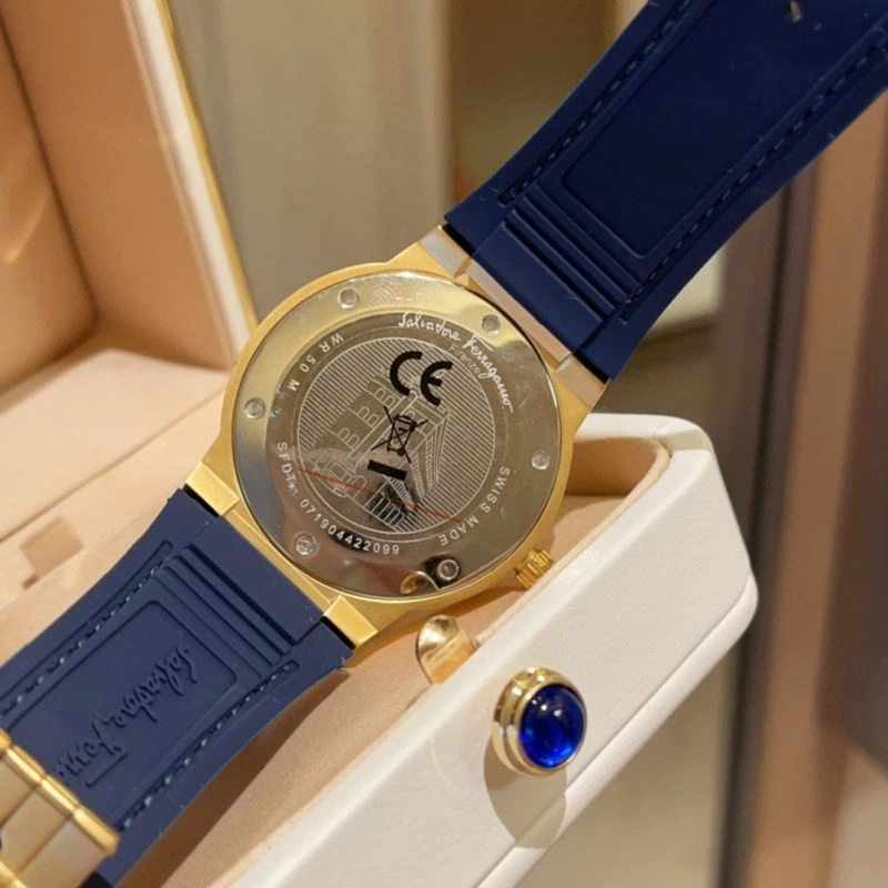 Bargain FERRAGAMO Watches