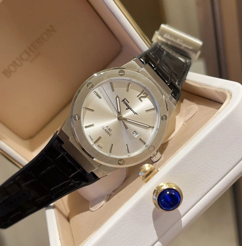 Bargain FERRAGAMO Watches