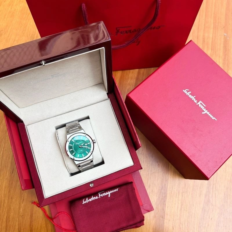 FERRAGAMO Watches