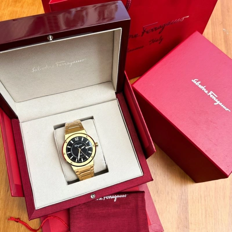 FERRAGAMO Watches