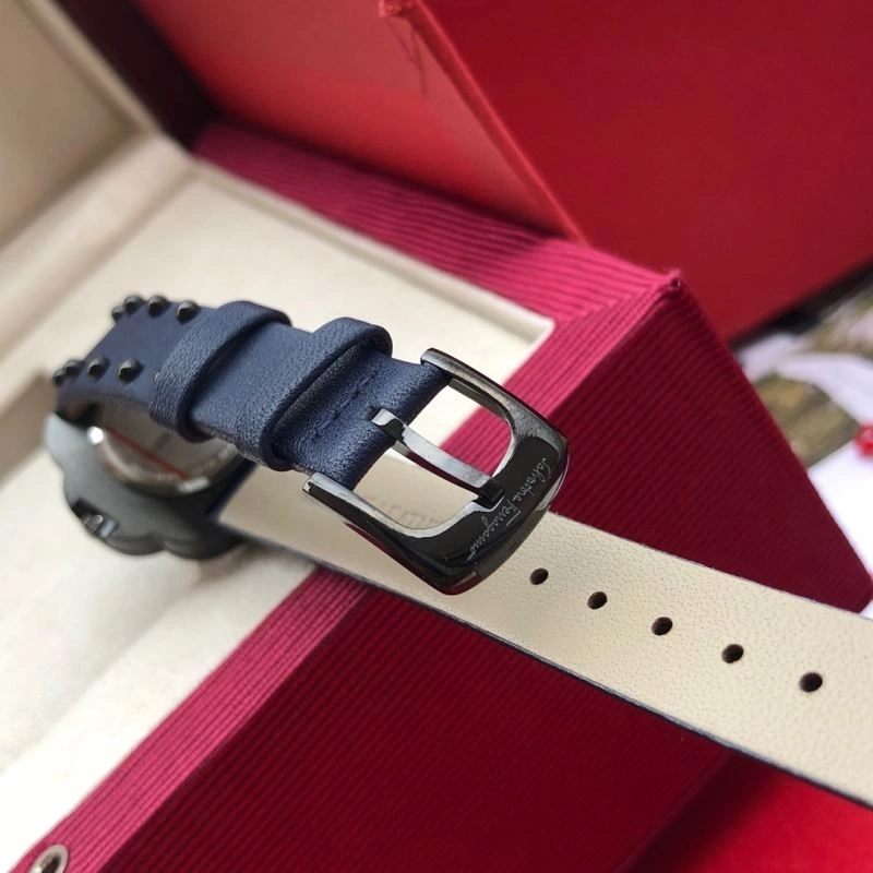 Bargain FERRAGAMO Watches