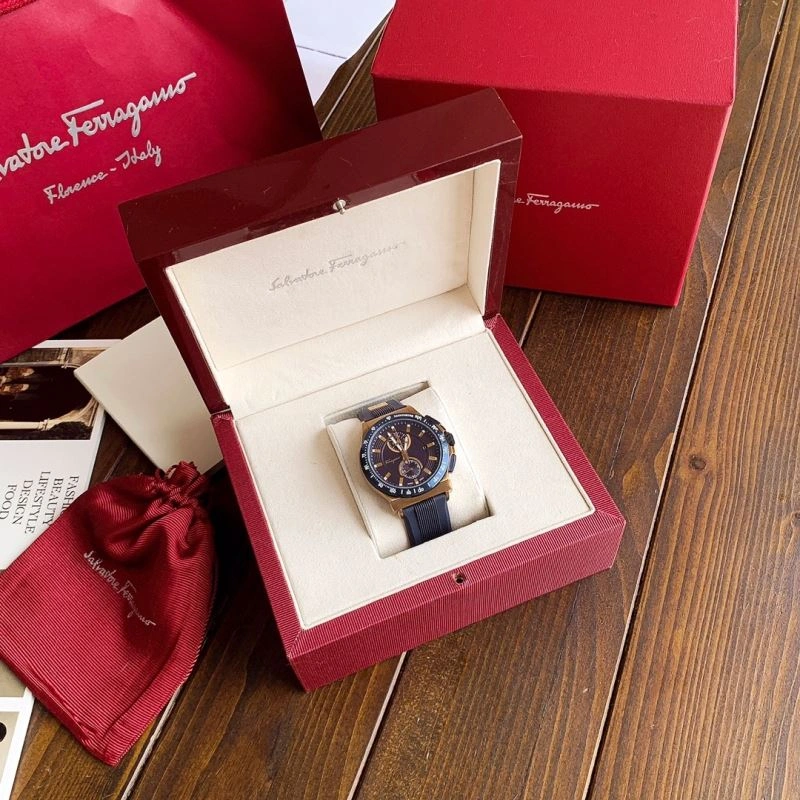 FERRAGAMO Watches