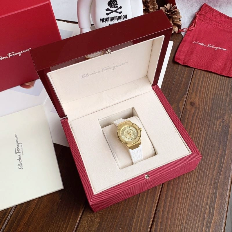 FERRAGAMO Watches
