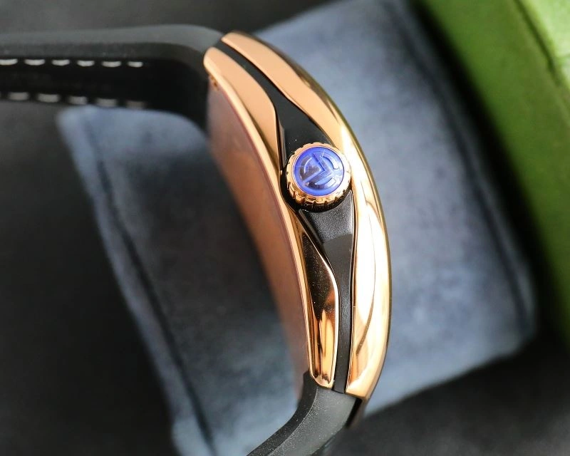 Indistinguishable FRANCK MULLER Watches