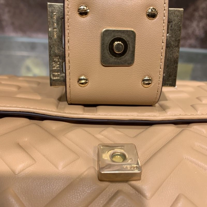 1:1 copy Fendi Baguette Bags