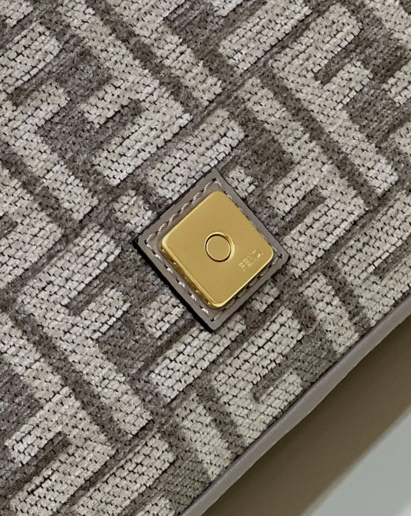Cut-rate Fendi Baguette Bags