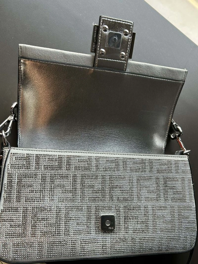 Inexpensive Fendi Baguette Bags