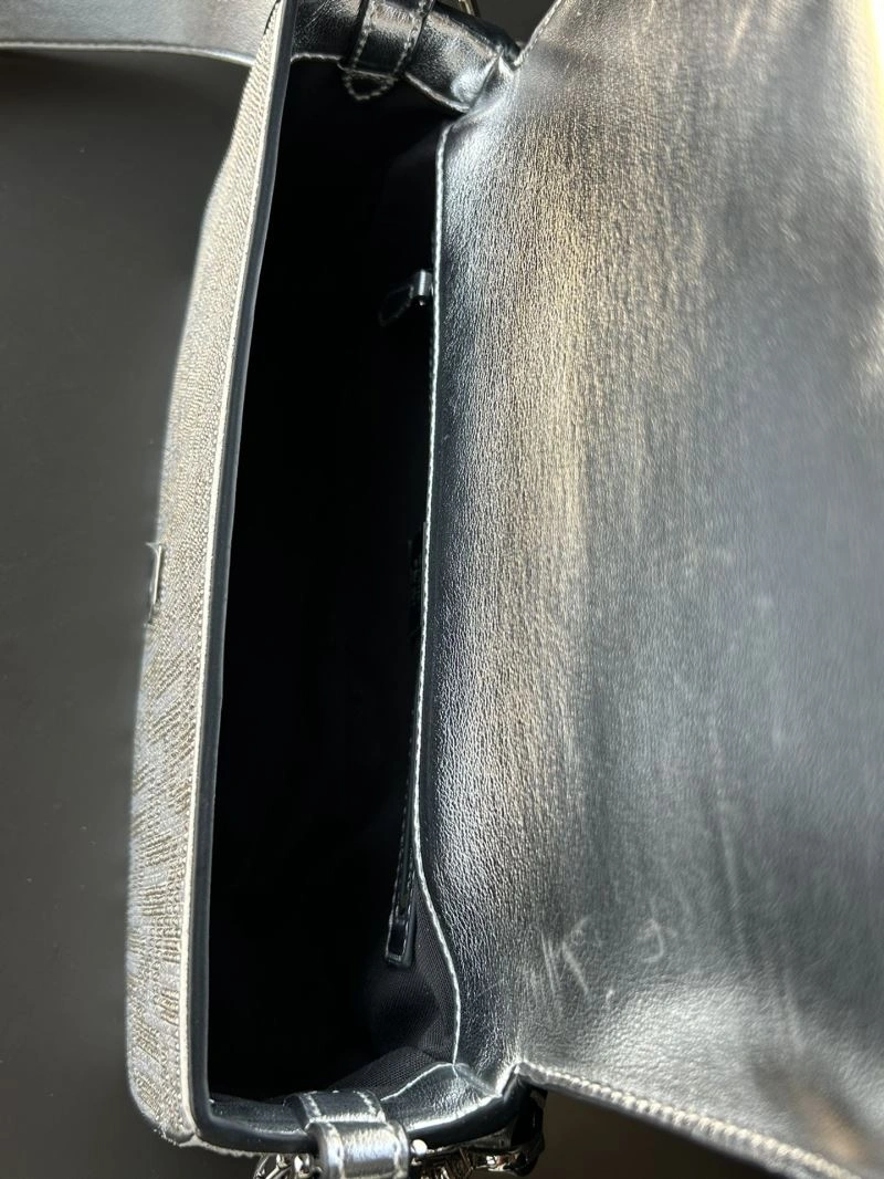 Inexpensive Fendi Baguette Bags