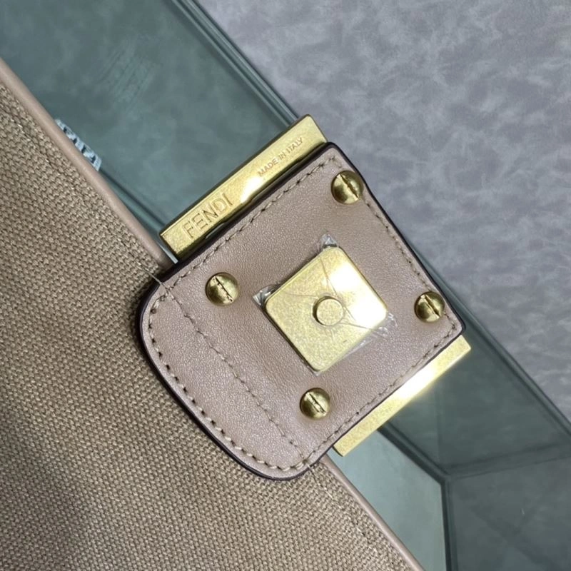Discounted Fendi Baguette Bags