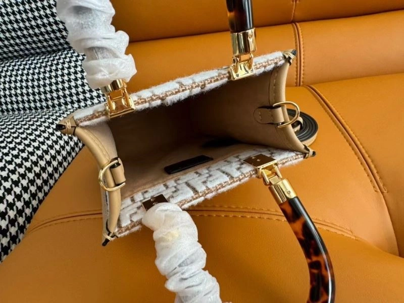 Discounted Fendi Baguette Bags